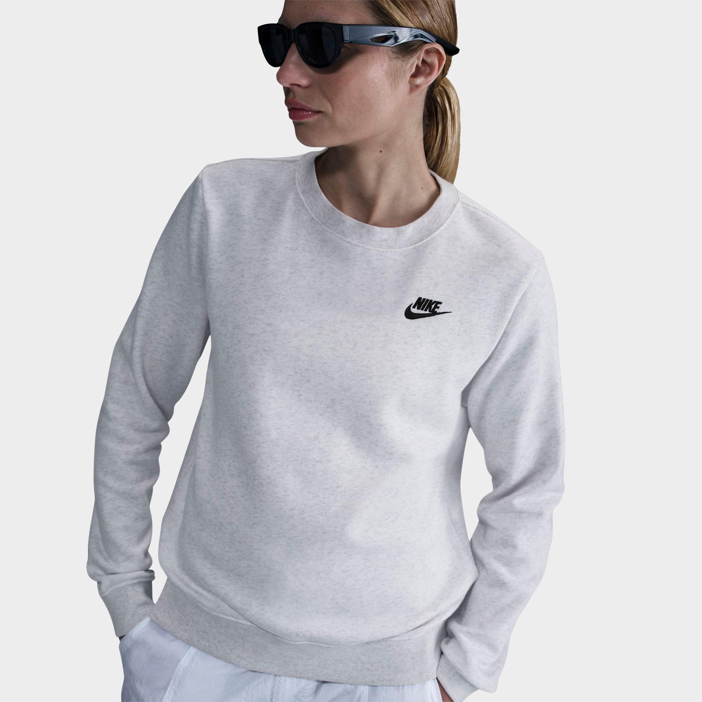 Women's Nike Sportswear Club Fleece Crewneck Sweatshirt | Finish Line
