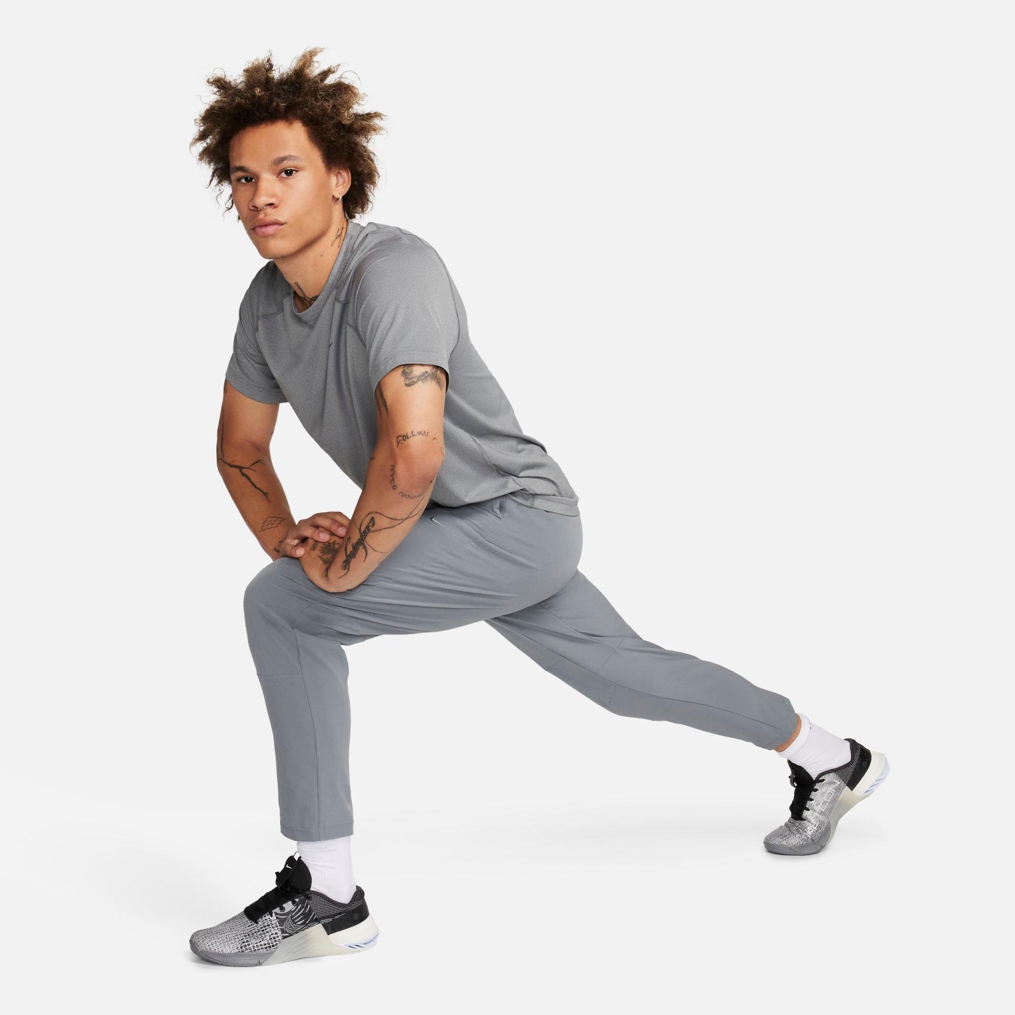 Men's Nike Unlimited Dri-FIT Straight Leg Versatile Pants | Finish Line