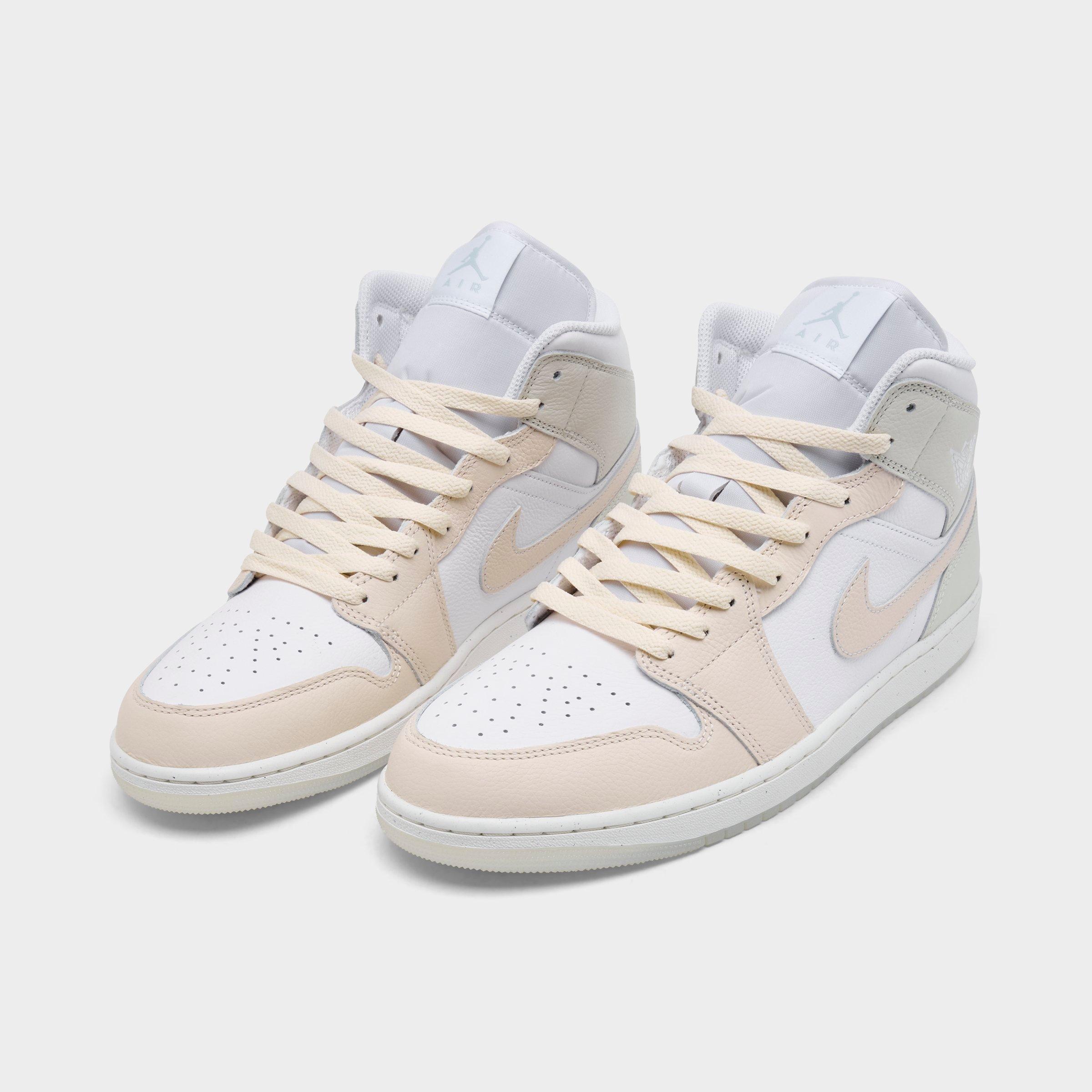 Men's Air Jordan Retro 1 Mid SE Casual Shoes | Finish Line