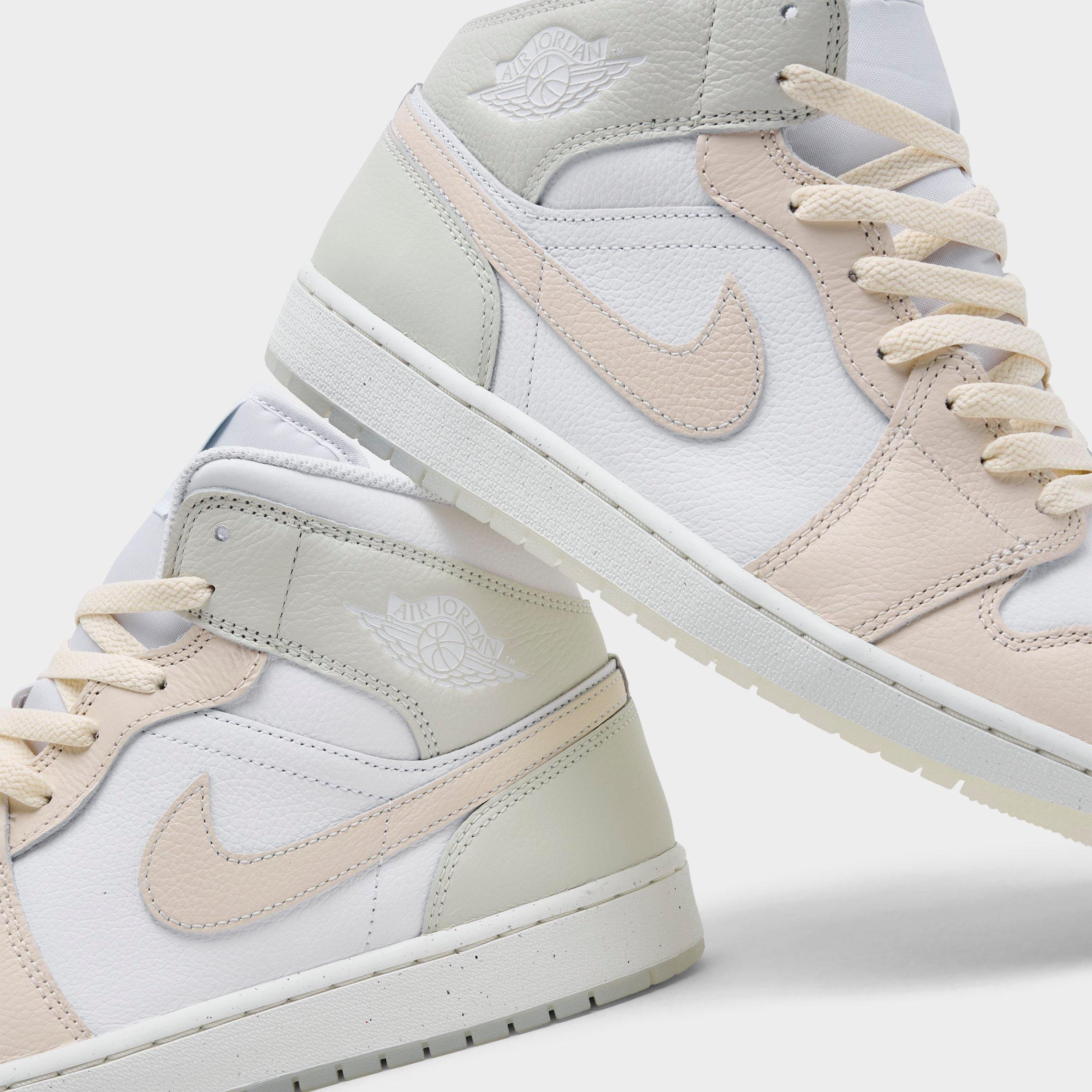 Men's Air Jordan Retro 1 Mid SE Casual Shoes | Finish Line