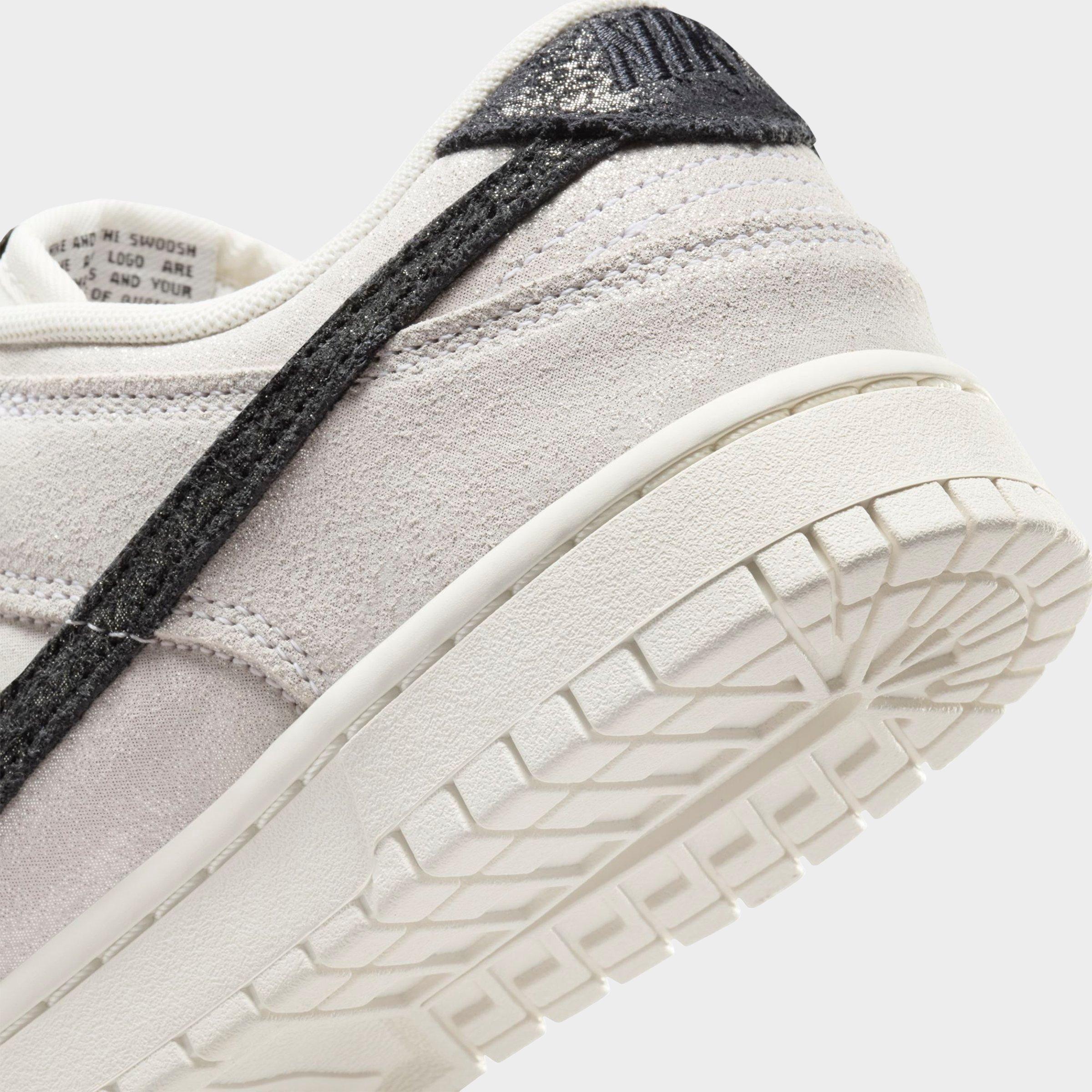 Women's Nike Dunk Low SE Casual Shoes | Finish Line